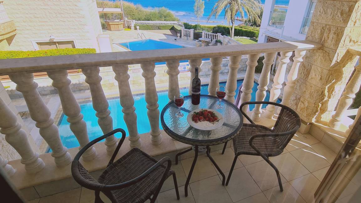 230 M² Villa ∙ 4 Habitaciones ∙ 8 Huéspedes - Ayia Napa