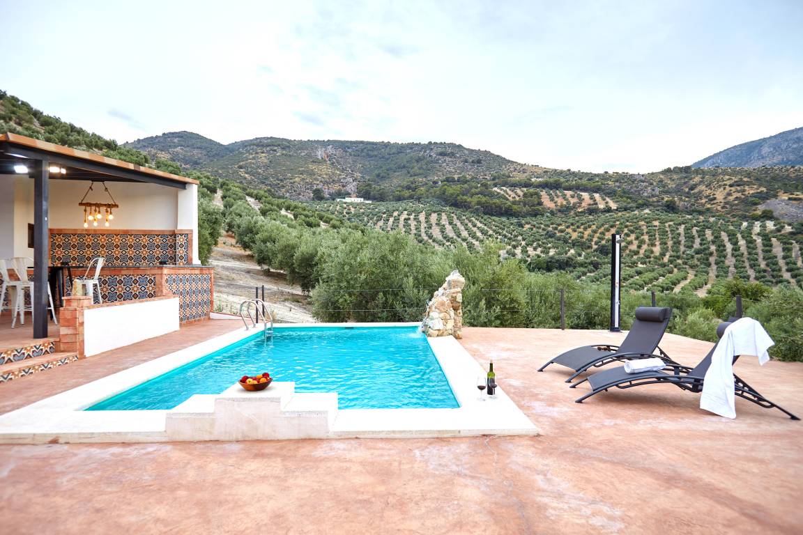150 M² House ∙ 4 Bedrooms ∙ 8 Guests - Jaén