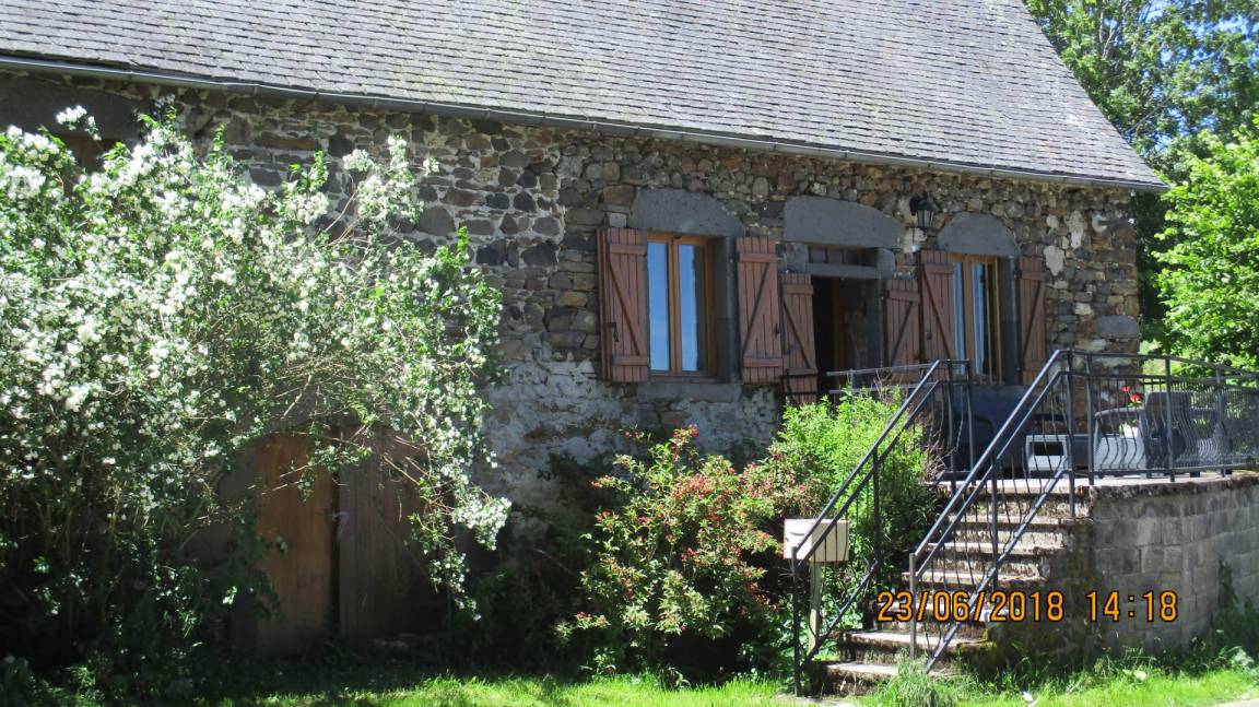 56 M² Ferienhaus ∙ 2 Schlafzimmer ∙ 6 Gäste - Puy-de-Dôme