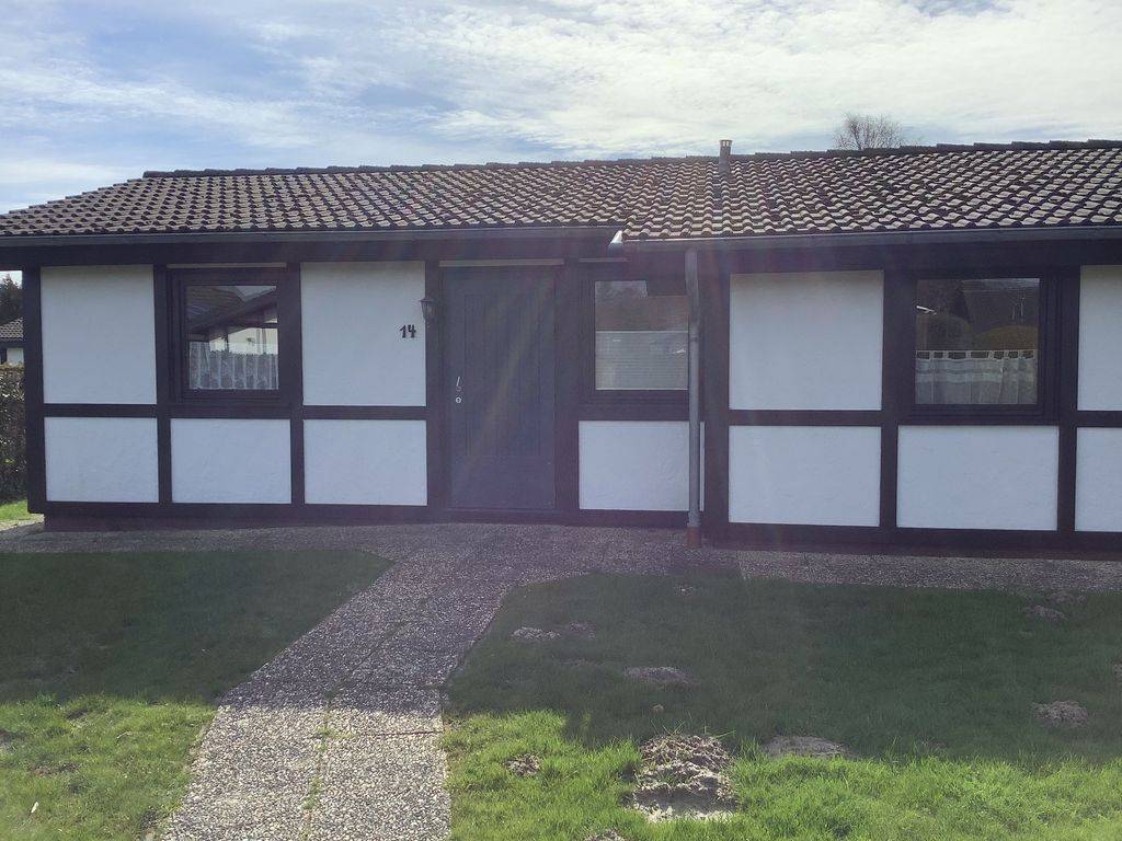 65 M² Ferienhaus ∙ 2 Schlafzimmer ∙ 5 Gäste - Butjadingen