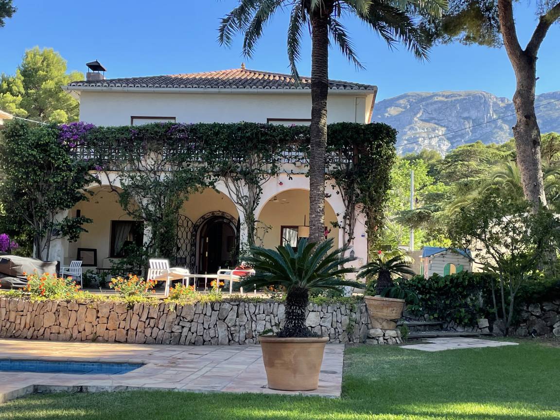 Chalet ∙ 5 Bedrooms ∙ 10 Guests - Dénia