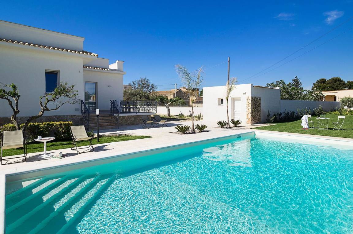 120 M² Villa ∙ 2 Slaapkamers ∙ 6 Gasten - Marsala