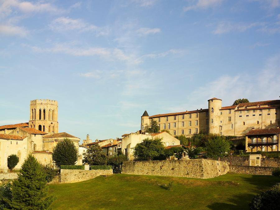 48 M² Appartement ∙ 2 Chambres ∙ 6 Personnes - Saint-Girons