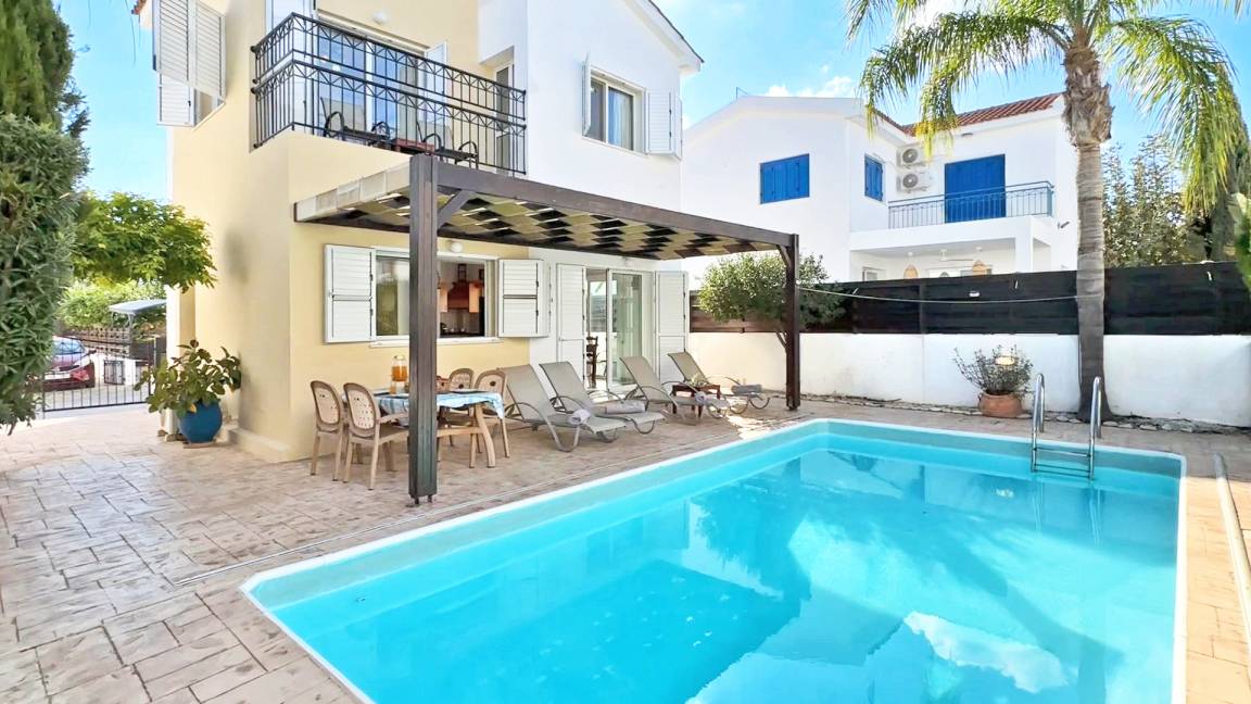 94 M² Villa ∙ 2 Bedrooms ∙ 4 Guests - Fig Tree