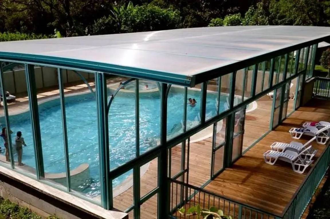 30 M² Camping ∙ 2 Chambres ∙ 4 Personnes - Argentat-sur-Dordogne