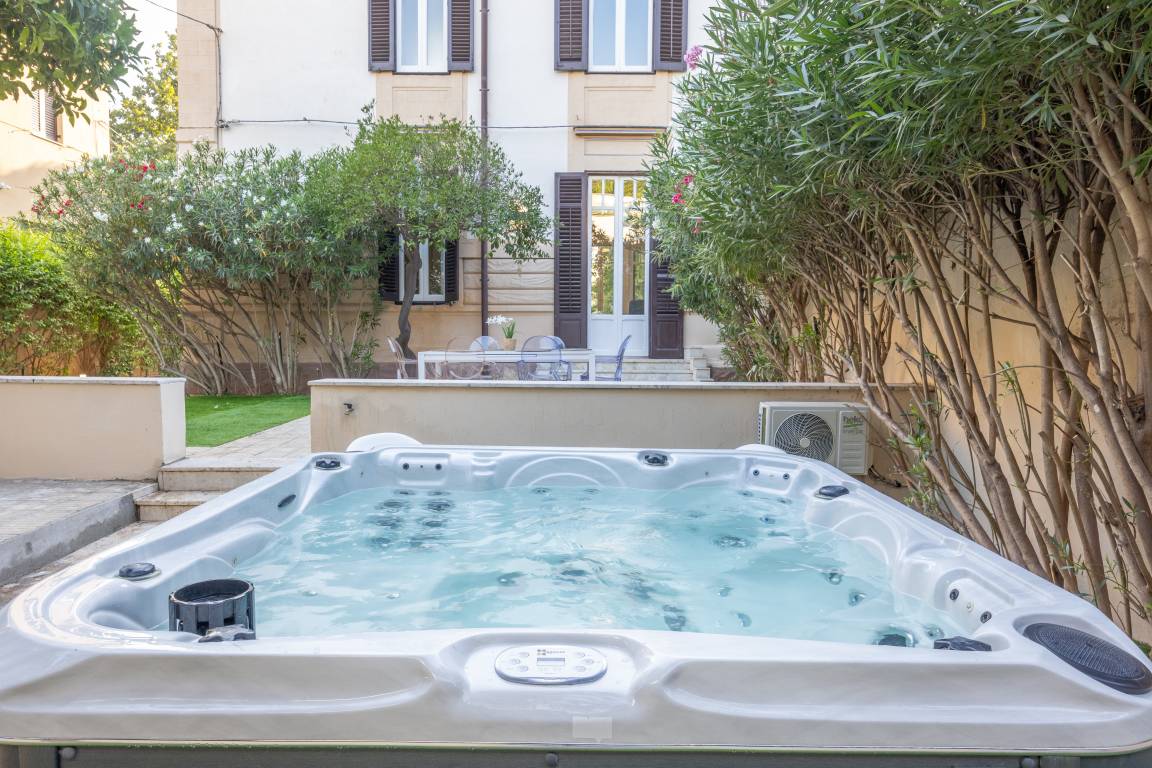 170 M² Villa ∙ 3 Bedrooms ∙ 8 Guests - Palermo