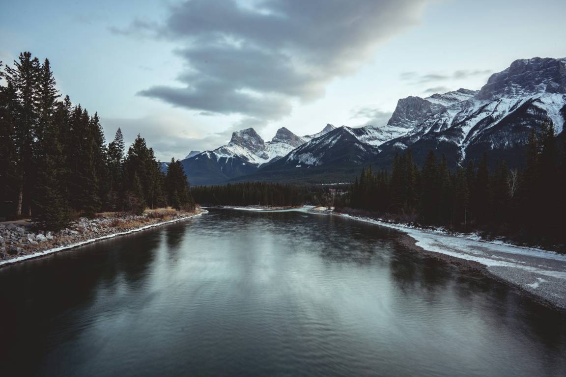 162 M² Condo ∙ 3 Bedrooms ∙ 10 Guests - Alberta
