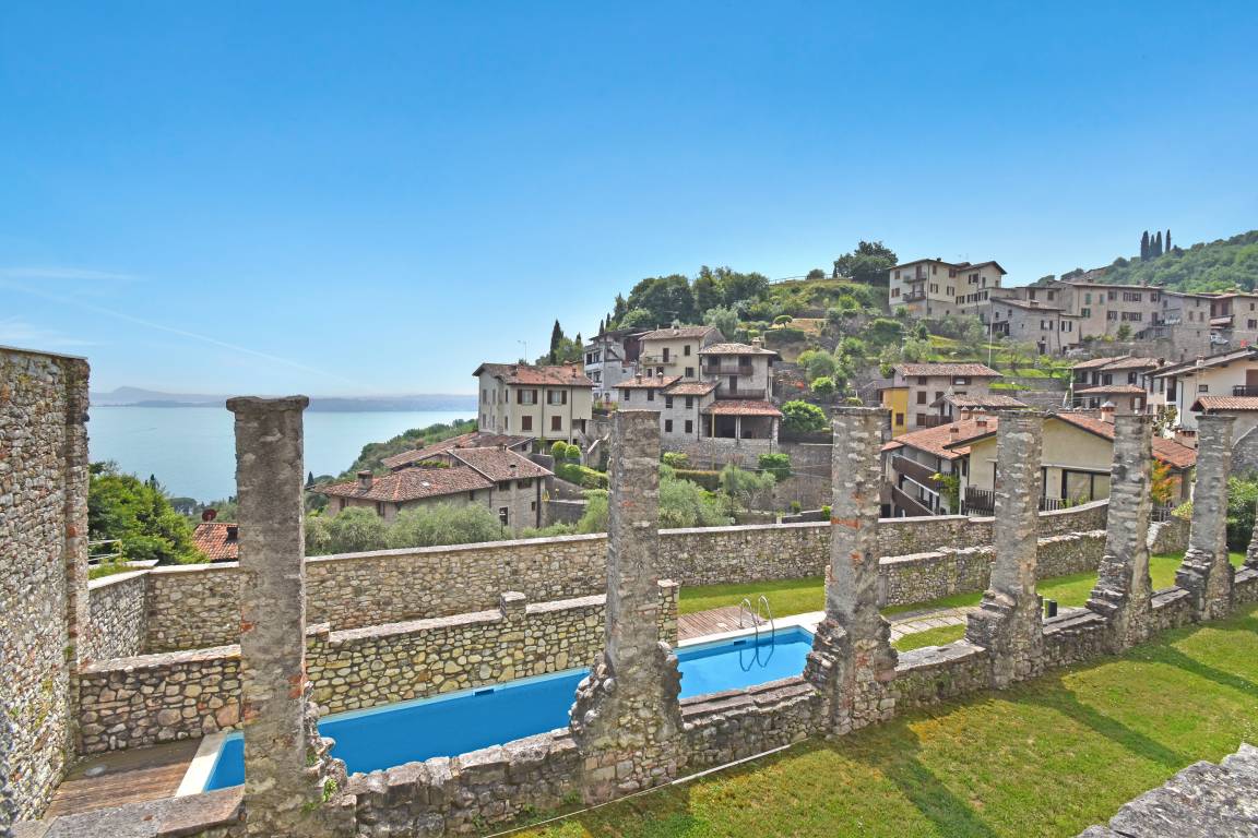 90 M² Apartment ∙ 2 Bedrooms ∙ 6 Guests - Lake Garda