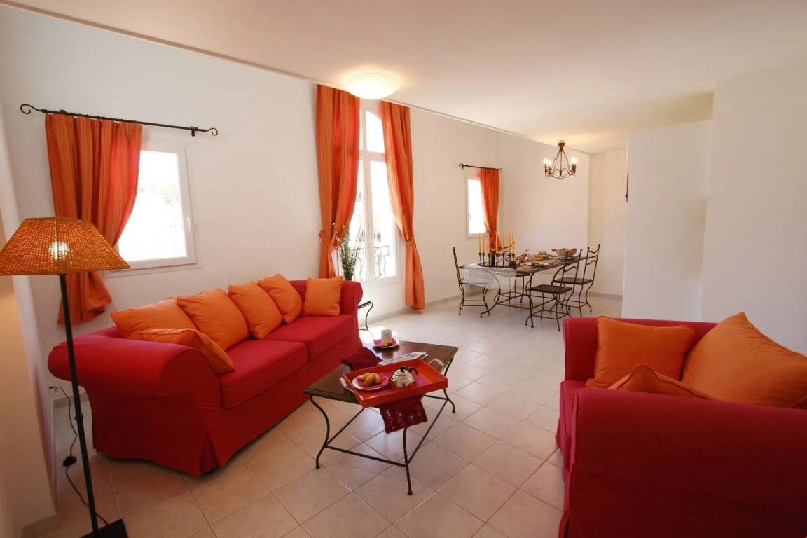 Appartement En Copropriété ∙ 3 Chambres ∙ 8 Personnes - Arles