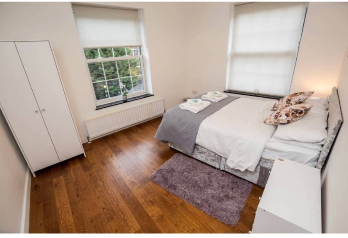 125 M² Ferienwohnung ∙ 4 Schlafzimmer ∙ 10 Gäste - London