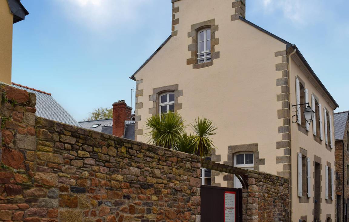 140 M² Huis ∙ 4 Slaapkamers ∙ 8 Gasten - Paimpol