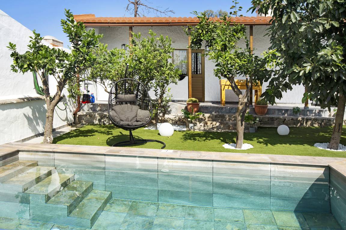 250 M² Villa ∙ 4 Chambres ∙ 8 Personnes - Moya