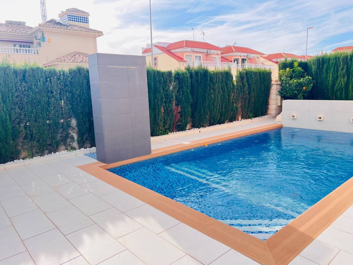 100 M² Apartment ∙ 3 Bedrooms ∙ 8 Guests - La Zenia
