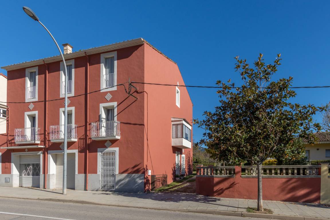 150 M² Casa ∙ 3 Habitaciones ∙ 6 Huéspedes - Rupit