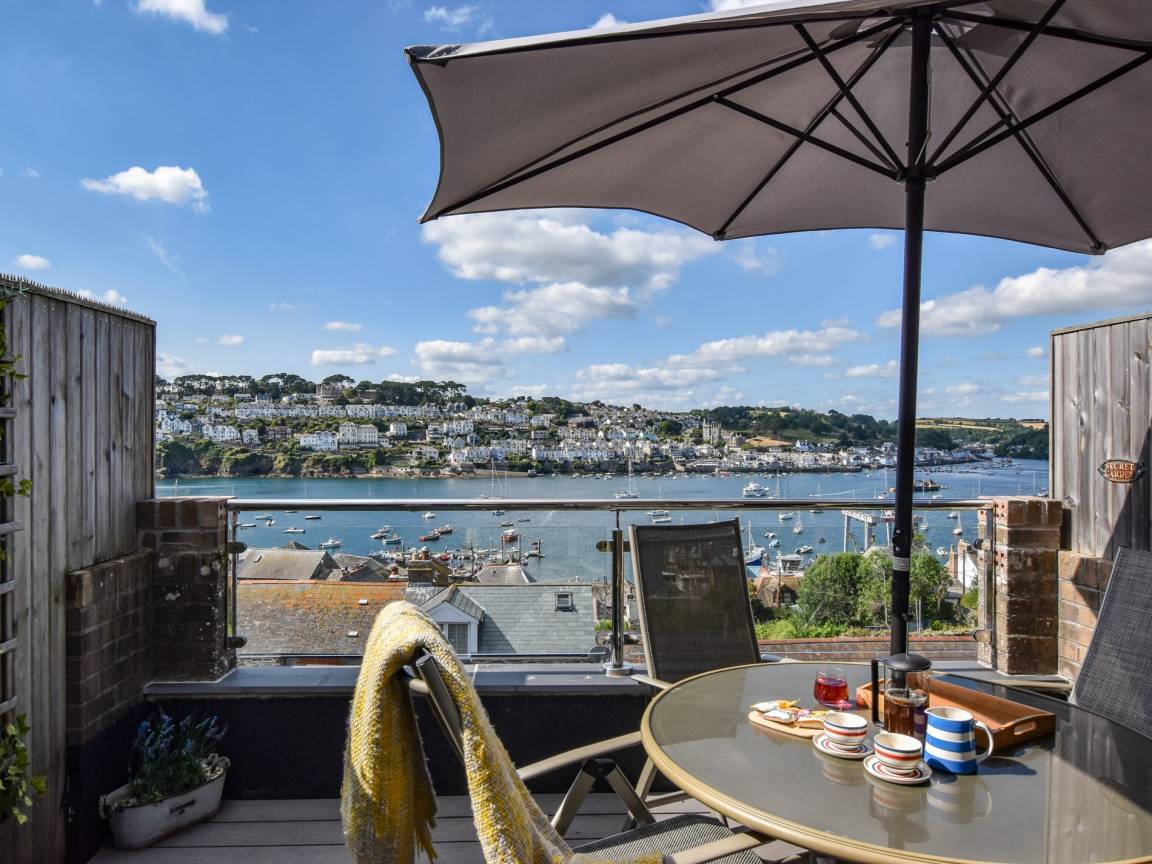 Cottage ∙ 2 Bedrooms ∙ 4 Guests - Fowey