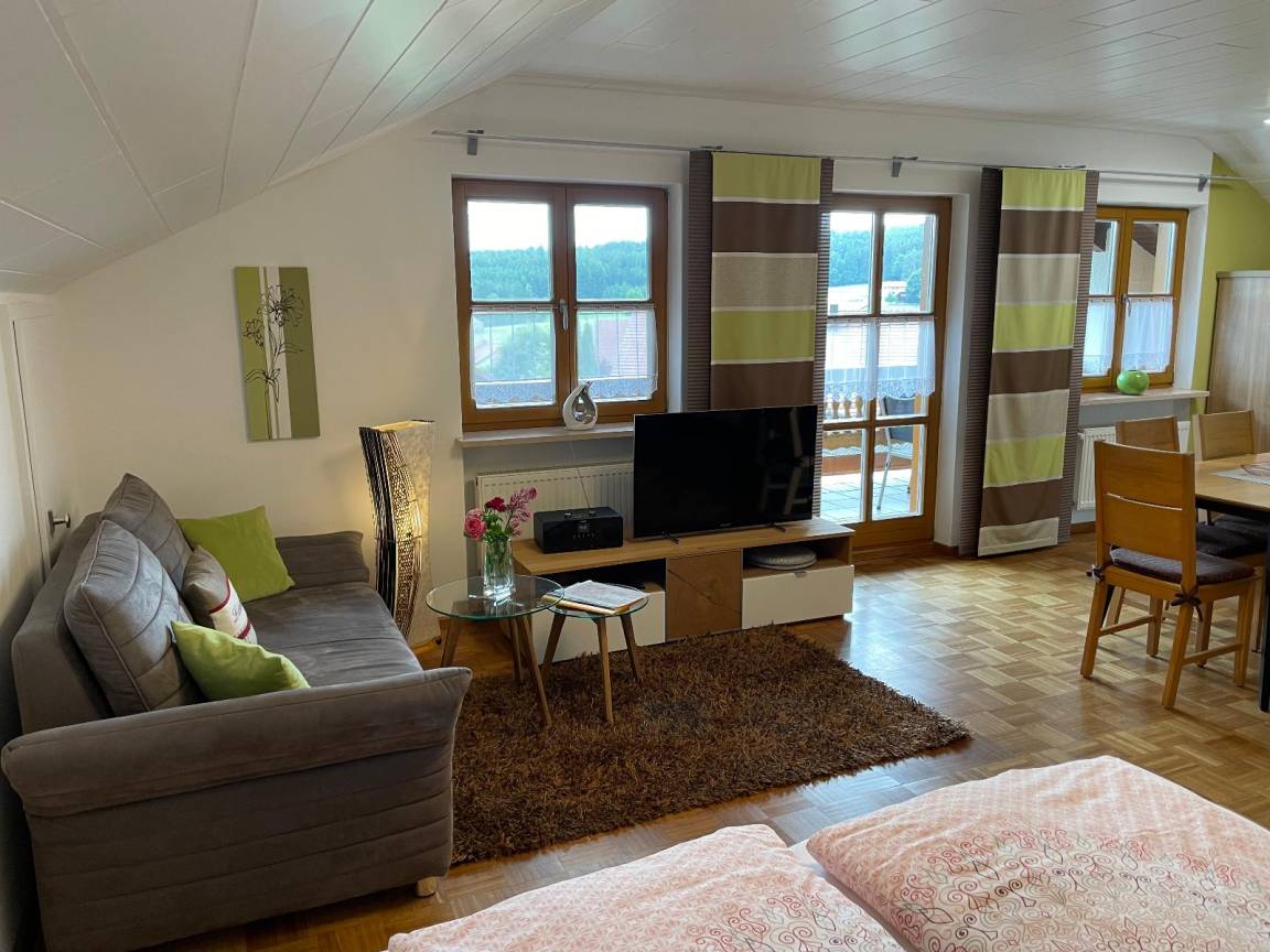 72 M² Ferienwohnung ∙ 2 Schlafzimmer ∙ 5 Gäste - Zandt