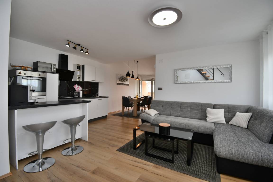 80 M² Apartment ∙ 2 Bedrooms ∙ 6 Guests - Fažana