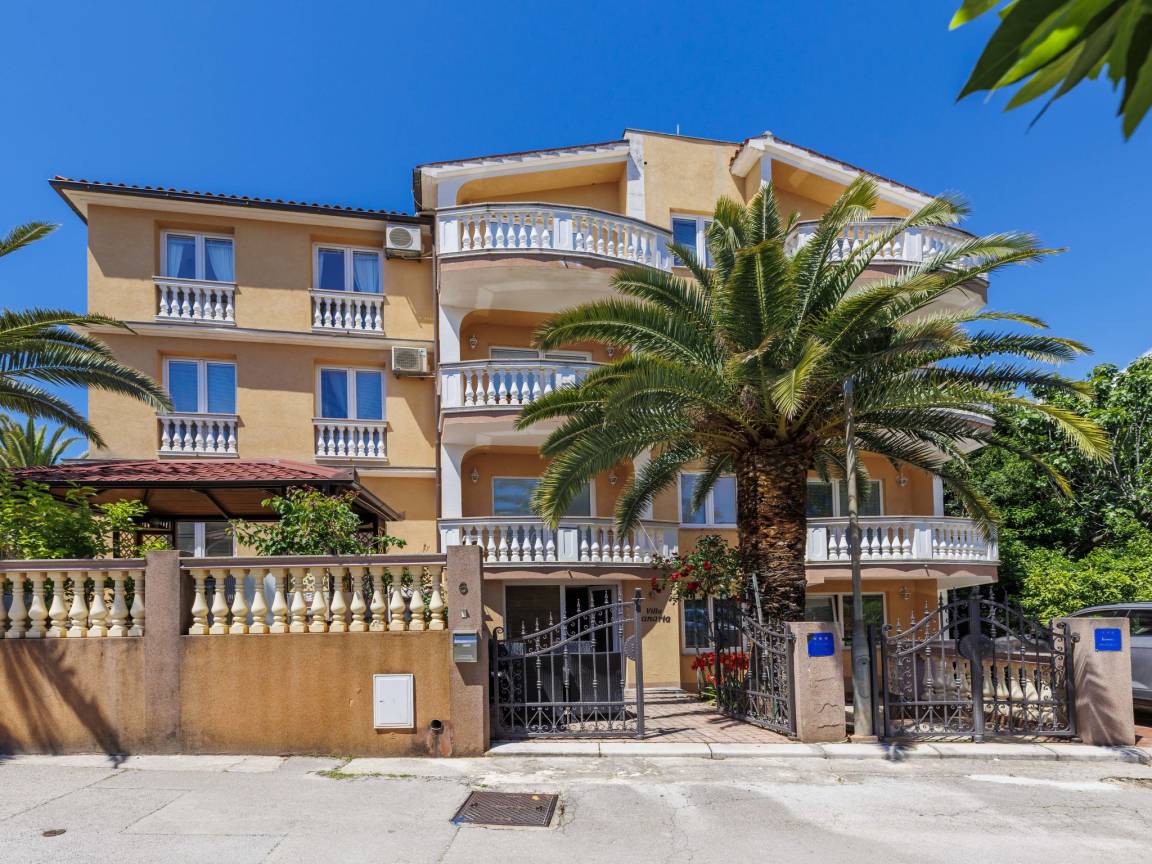 60 M² Ferienwohnung ∙ 2 Schlafzimmer ∙ 4 Gäste - Pješčana Uvala