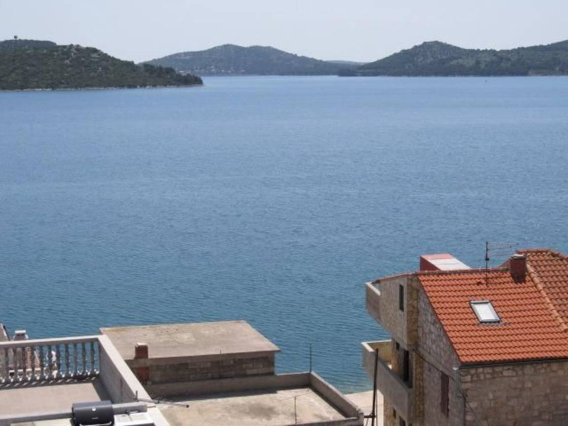 75 M² Apartment ∙ 1 Bedroom ∙ 6 Guests - Tisno