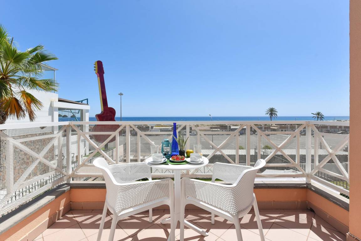 100 M² Chalet ∙ 2 Habitaciones ∙ 4 Huéspedes - Maspalomas