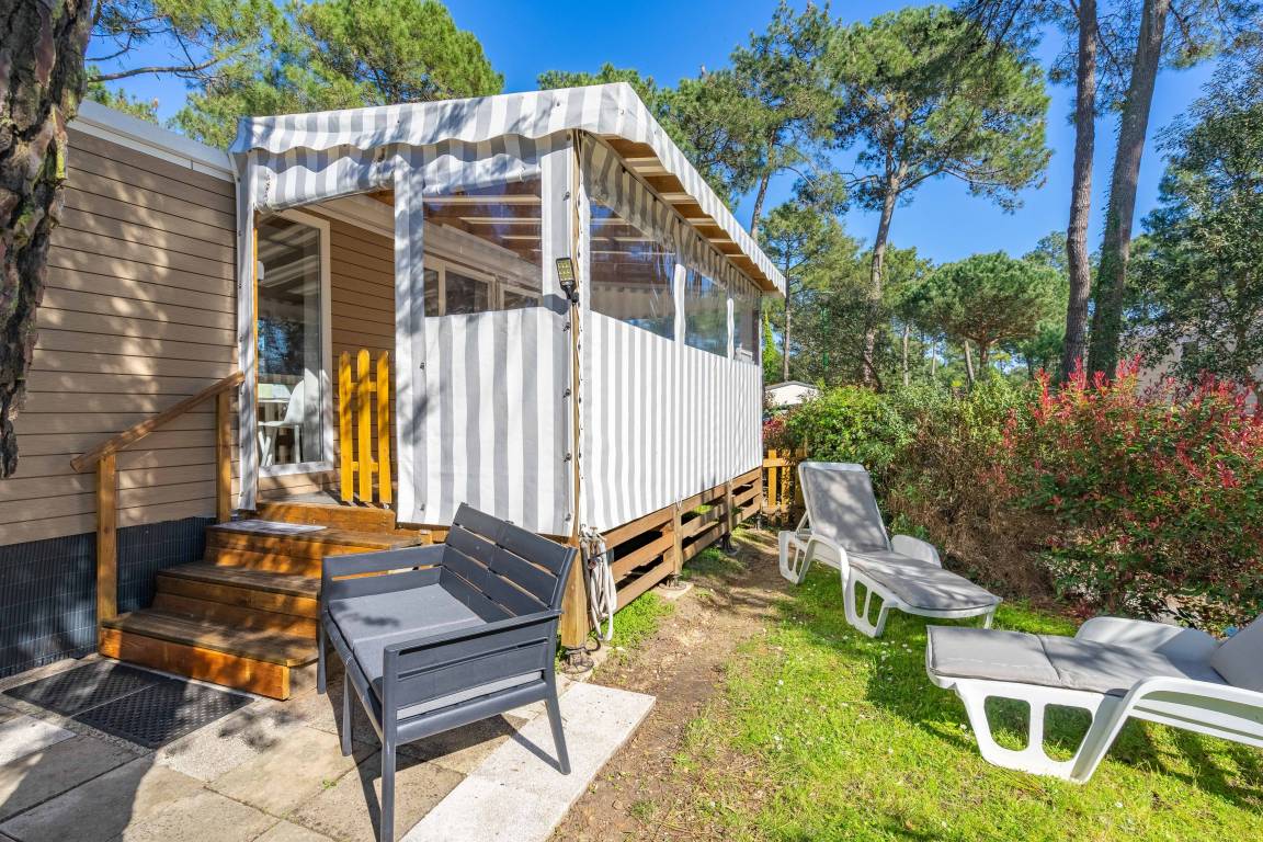 44 M² Bungalow ∙ 3 Habitaciones ∙ 6 Huéspedes - La Palmyre