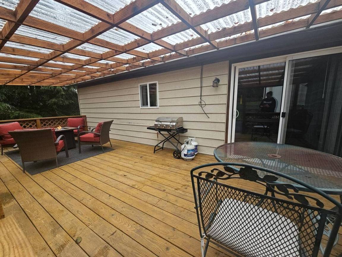House ∙ 2 Bedrooms ∙ 6 Guests - Vancouver Island