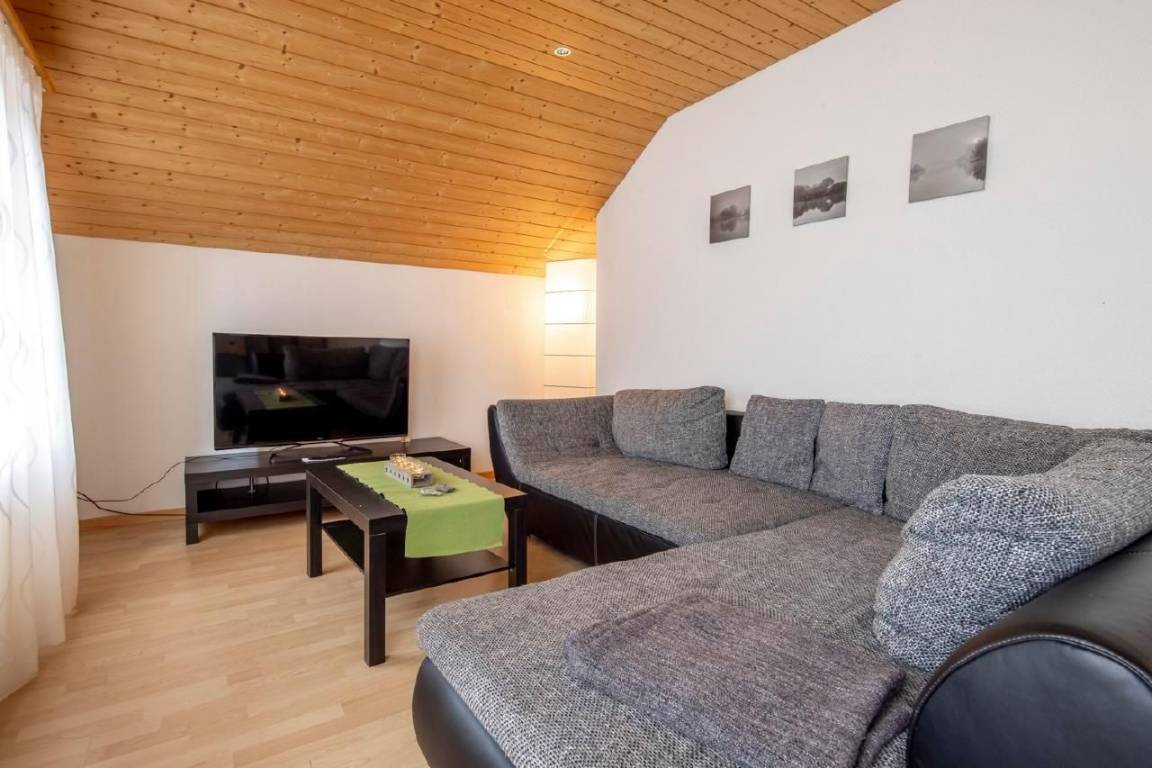 Ferienwohnung ∙ 2 Schlafzimmer ∙ 4 Gäste - Innertkirchen