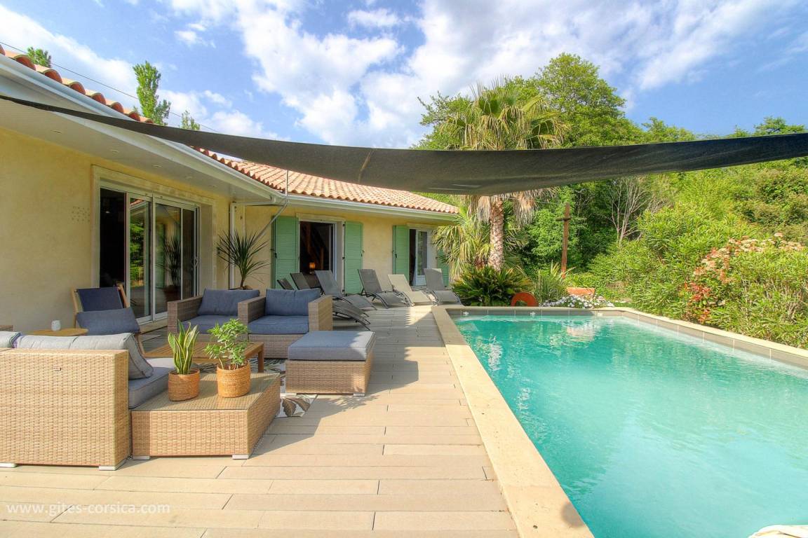 135 M² Gîte ∙ 4 Chambres ∙ 8 Personnes - Corse
