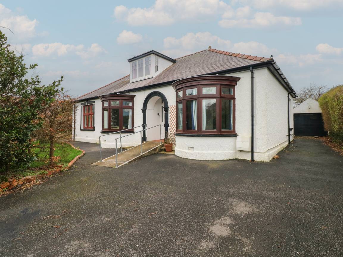 Landhaus ∙ 4 Schlafzimmer ∙ 8 Gäste - Fishguard