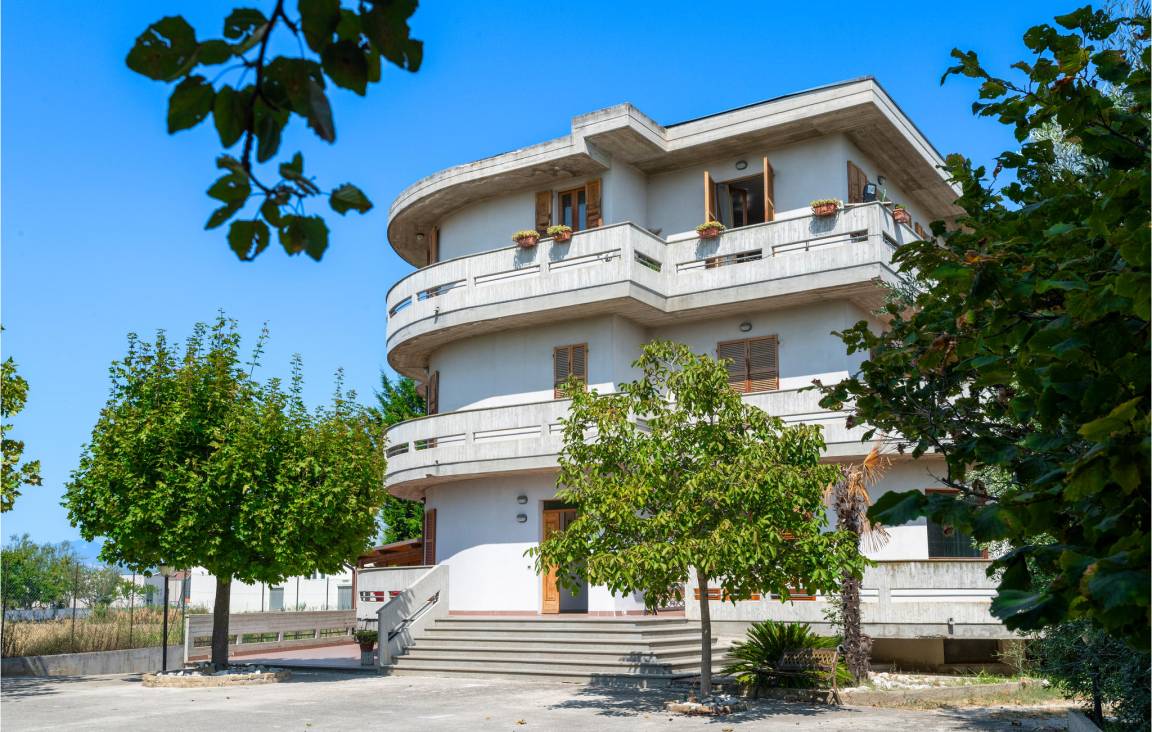 170 M² Maisonette ∙ 3 Bedrooms ∙ 7 Guests - Ascoli Piceno