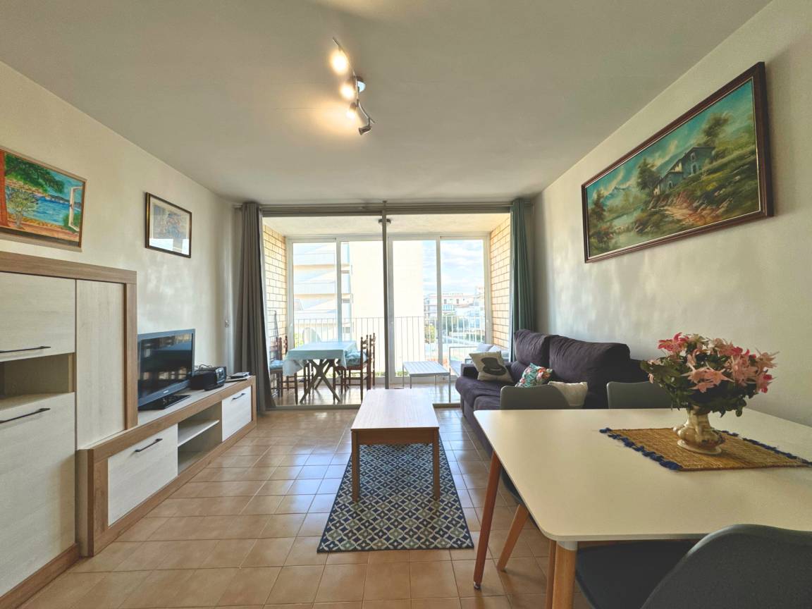 44 M² Appartement ∙ 1 Slaapkamer ∙ 5 Gasten - Roses