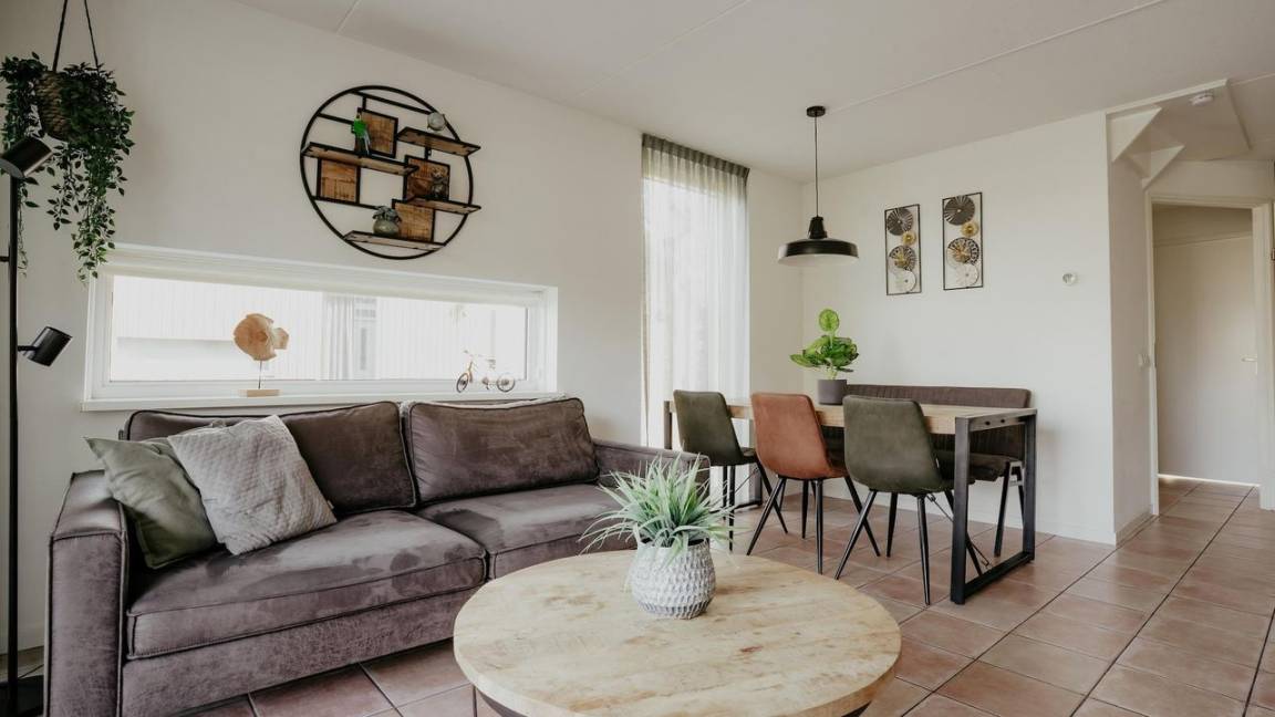 90 M² Huis ∙ 3 Slaapkamers ∙ 6 Gasten - Heemskerk