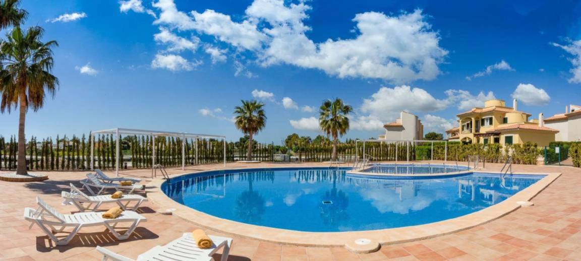 105 M² Ferienhaus ∙ 2 Schlafzimmer ∙ 4 Gäste - Colònia de Sant Jordi
