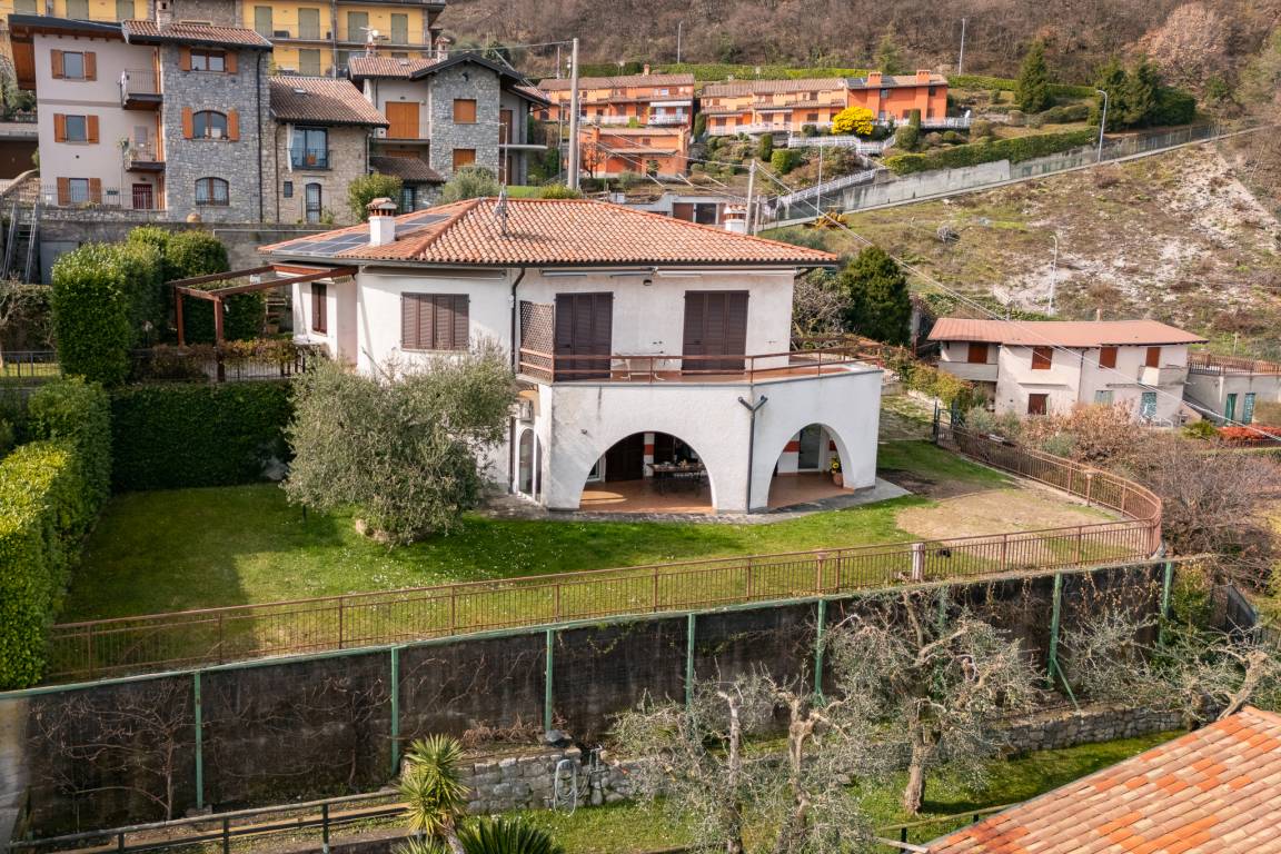 120 M² Appartement ∙ 1 Slaapkamer ∙ 4 Gasten - Iseo