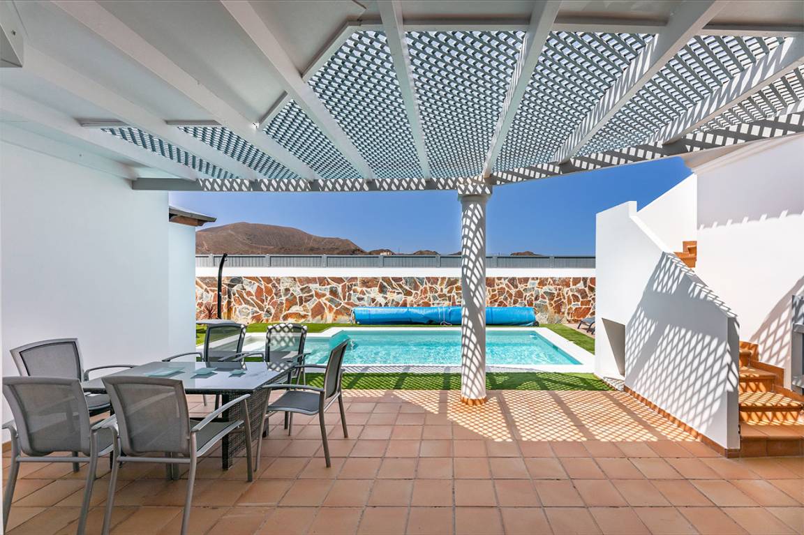 270 M² Casa ∙ 6 Habitaciones ∙ 6 Huéspedes - Corralejo