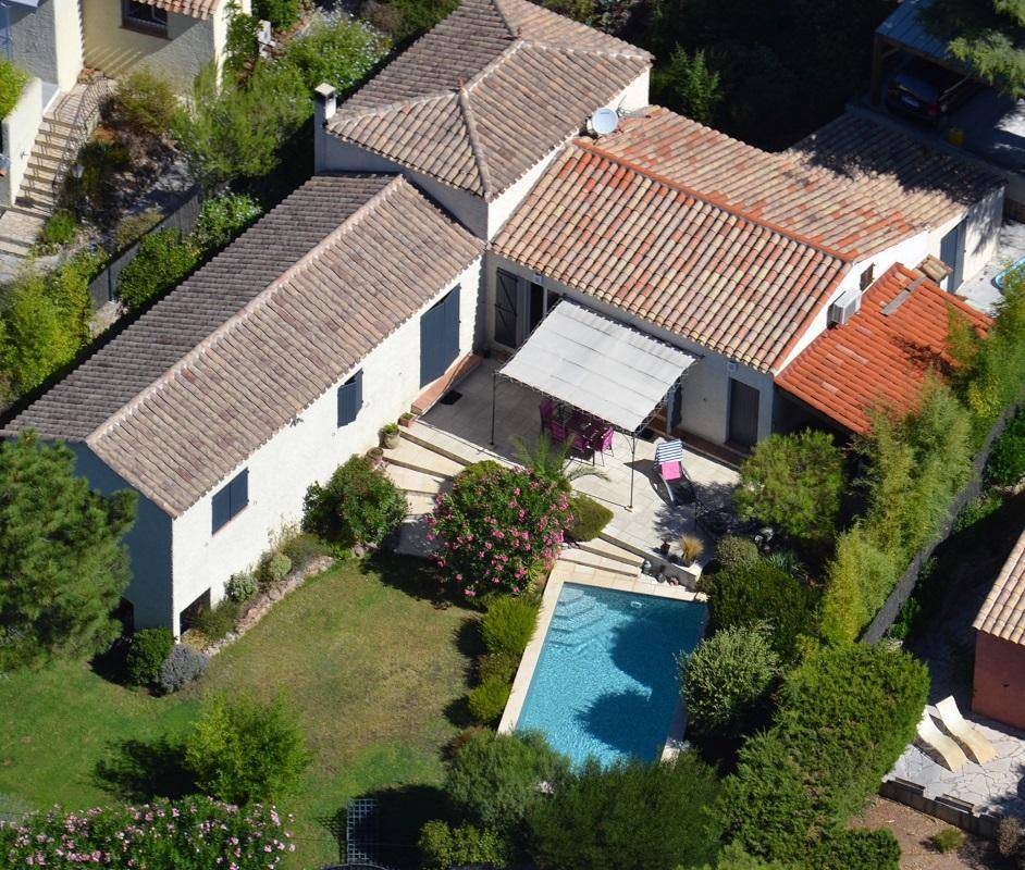 133 M² Mökki ∙ 3 Makuuhuonetta ∙ 6 Vierasta - Fréjus