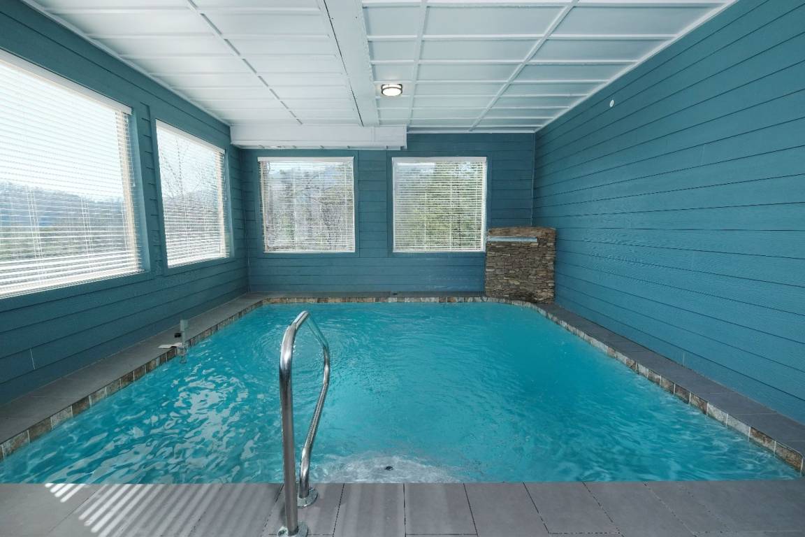 502 M² Cabin ∙ 8 Bedrooms ∙ 26 Guests - Sevierville, TN