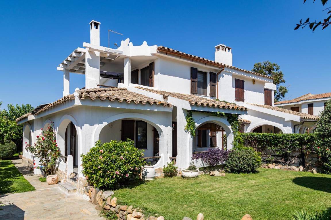 Villa Vacanza ∙ 4 Camere Da Letto ∙ 10 Ospiti - Quartu Sant'Elena