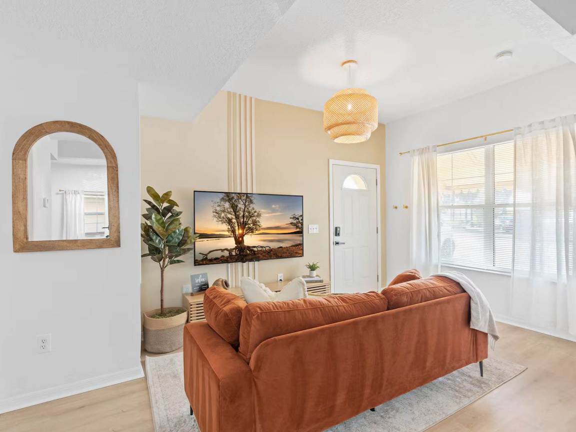 House ∙ 2 Bedrooms ∙ 6 Guests - Kissimmee