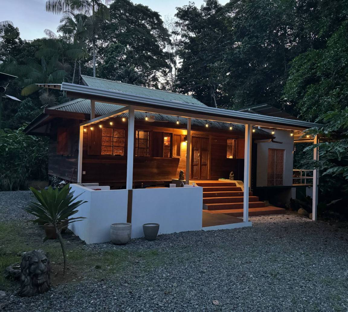 450 M² Villa ∙ 2 Habitaciones ∙ 4 Huéspedes - Puerto Viejo de Talamanca