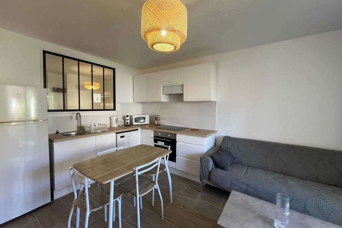 43 M² Appartement ∙ 2 Chambres ∙ 6 Personnes - Parc Olbius Riquier