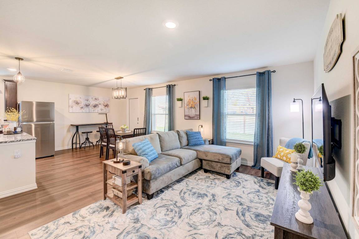 120 M² House ∙ 3 Bedrooms ∙ 6 Guests - Waco Surf, Waco
