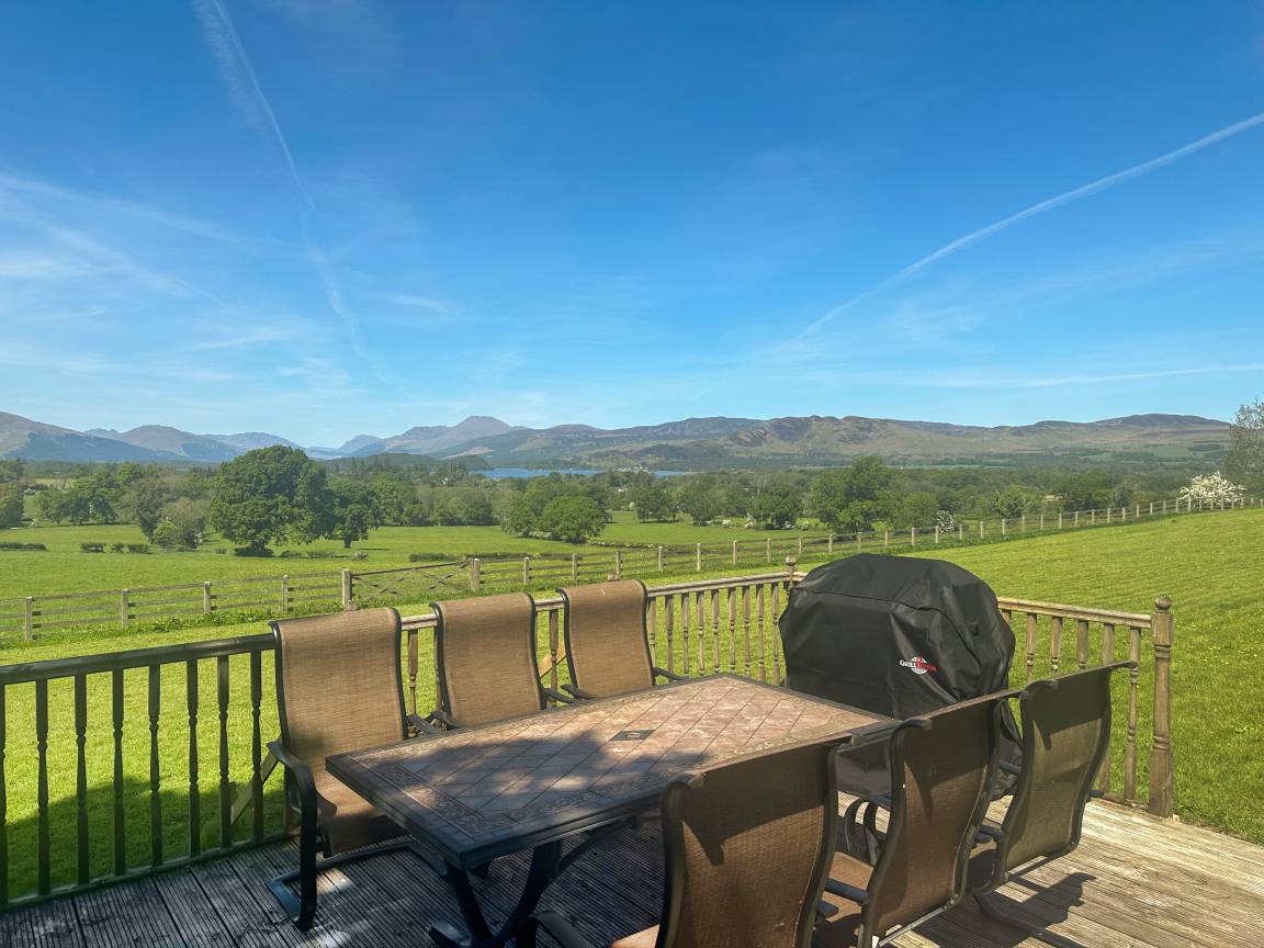 Cottage ∙ 4 Bedrooms ∙ 8 Guests - Loch Lomond