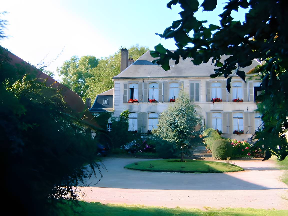 300 M² Villa ∙ 4 Slaapkamers ∙ 8 Gasten - Hesdin