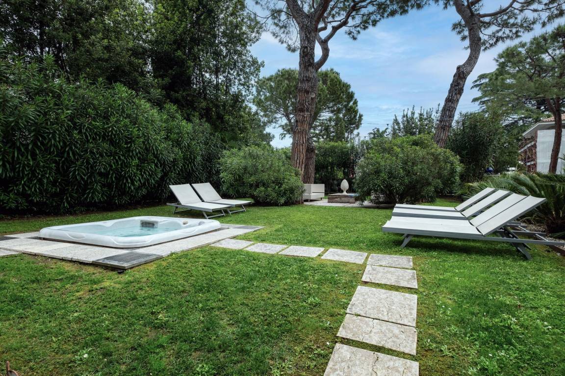 110 M² Appartement ∙ 2 Chambres ∙ 6 Personnes - Desenzano del Garda