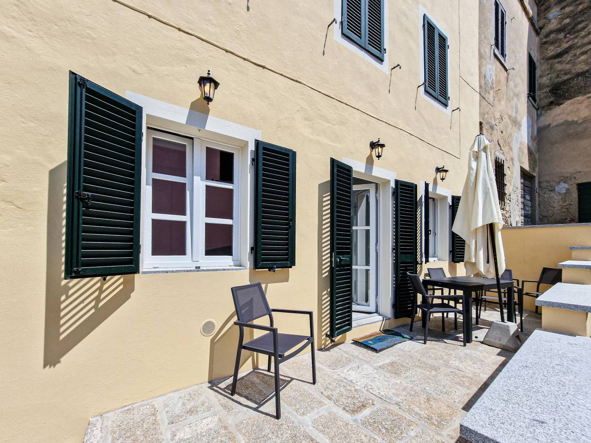 55 M² Apartment ∙ 2 Bedrooms ∙ 6 Guests - Marina di Campo