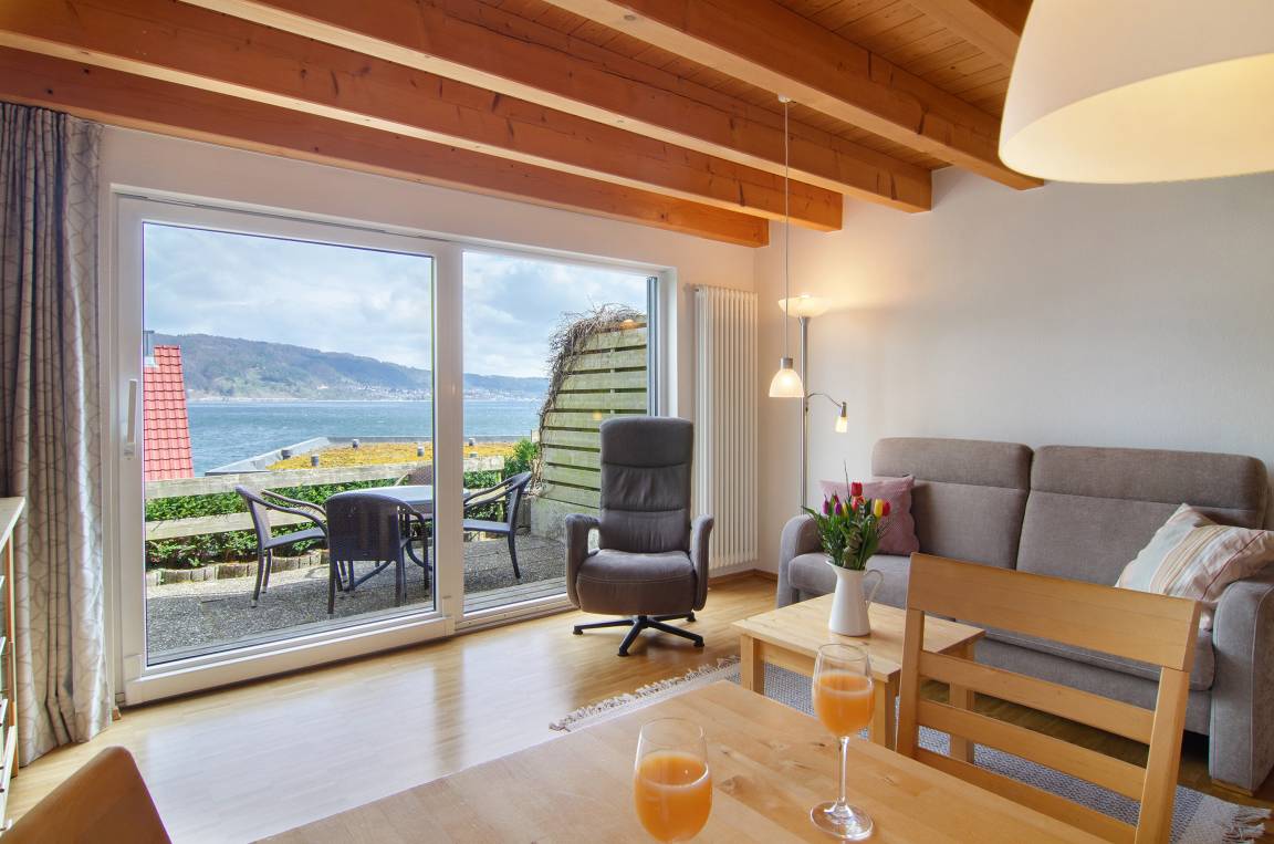 58 M² Ferienhaus ∙ 2 Schlafzimmer ∙ 4 Gäste - Allensbach