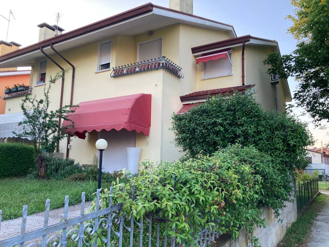 240 M² Casa Vacanza ∙ 3 Camere Da Letto ∙ 5 Ospiti - Portogruaro