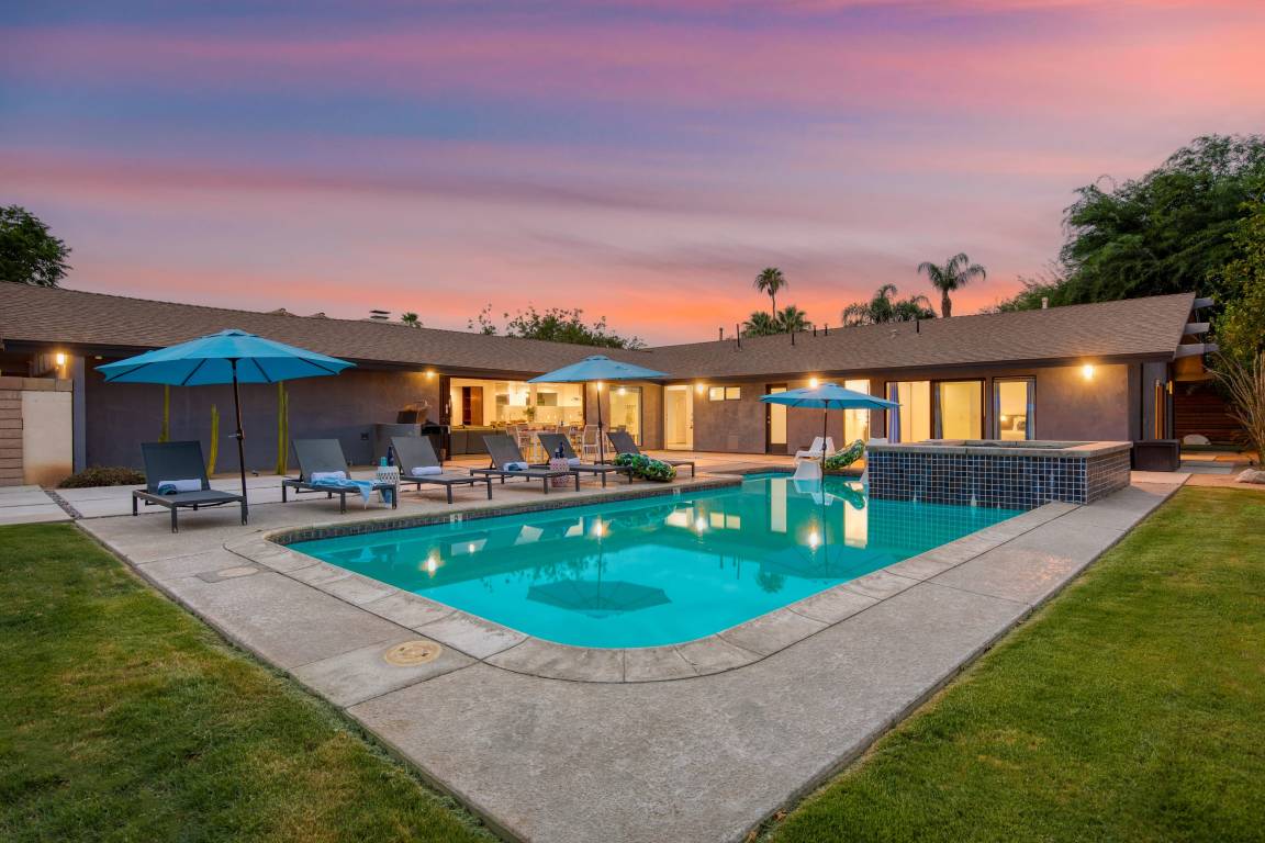 267 M² House ∙ 7 Bedrooms ∙ 14 Guests - La Quinta, CA