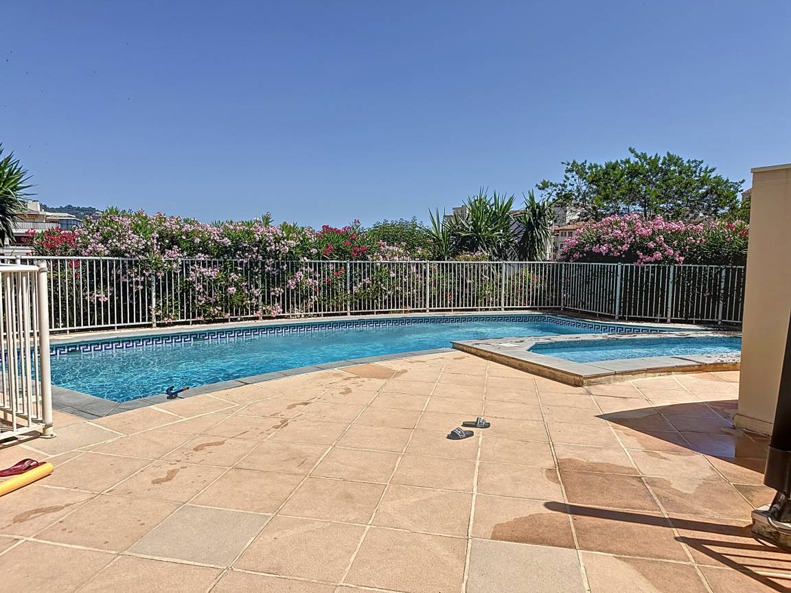 60 M² Apartment ∙ 2 Bedrooms ∙ 5 Guests - Cannes